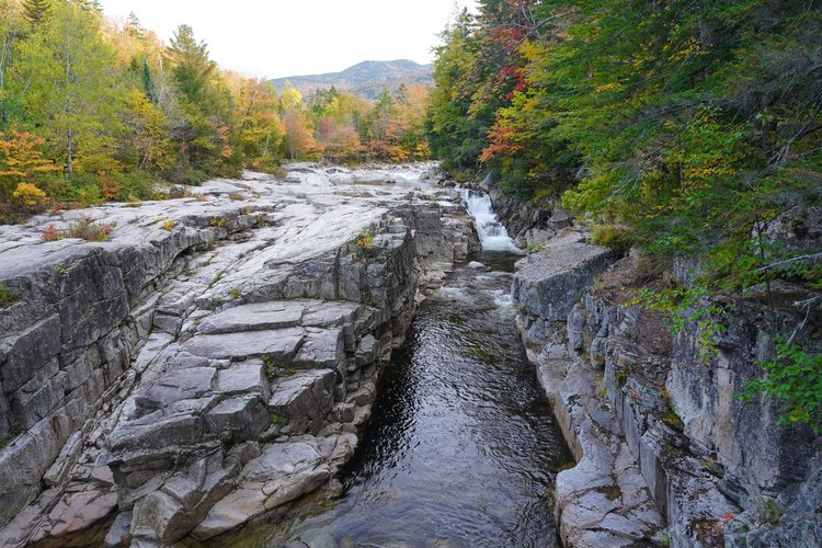 A Guide to Driving the Kancamagus Highway (Epic Fall Scenic Drive in ...